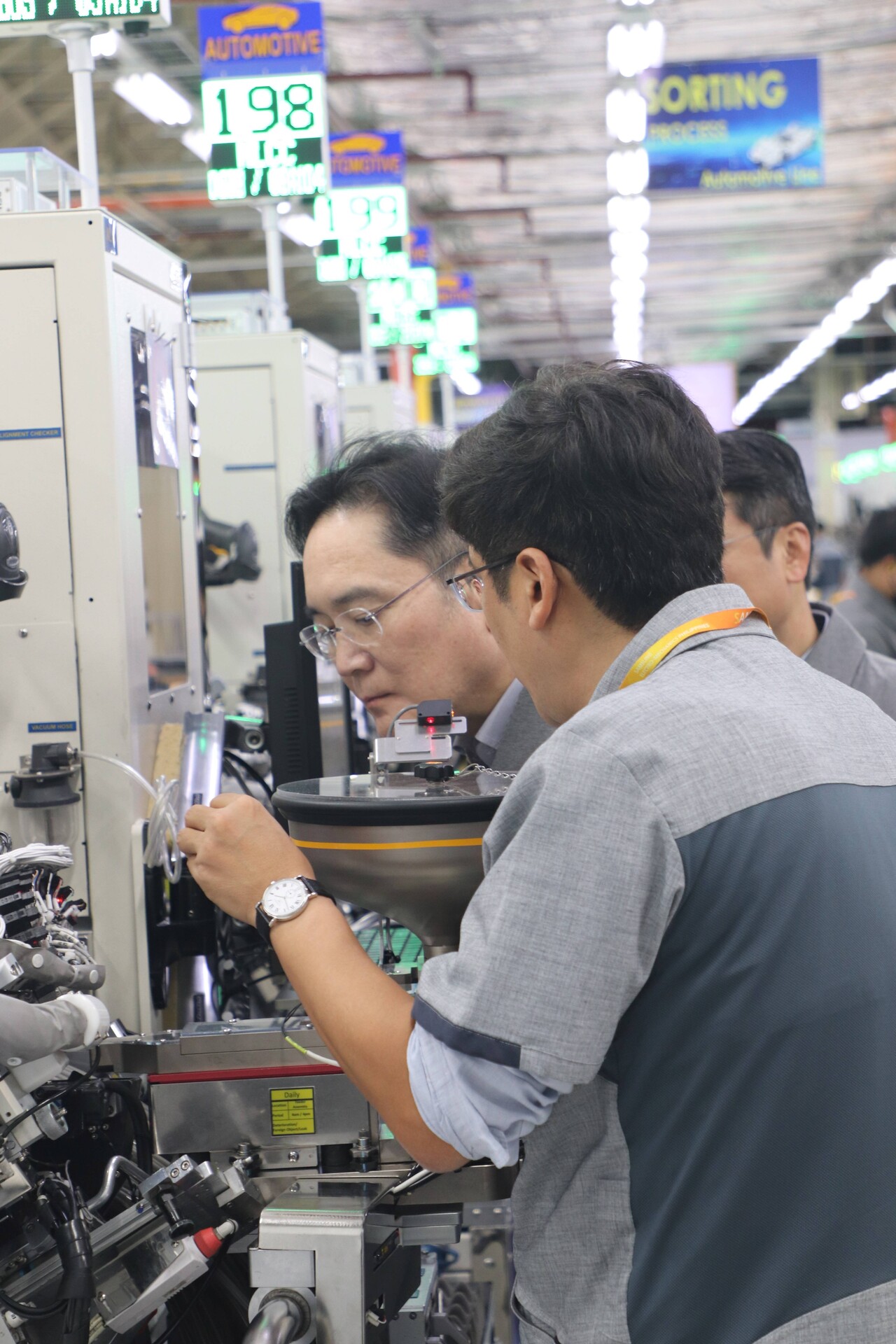 이재용 회장, '전자산업의 쌀' MLCC 해외 생산거점 잇달아 방문... 9조5000억원 시장 선점 '심혈'