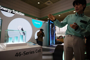 LG엔솔, 2Q 영업익 4922억원 ‘152%↑’…美 보조금 빼도 ‘흑자’